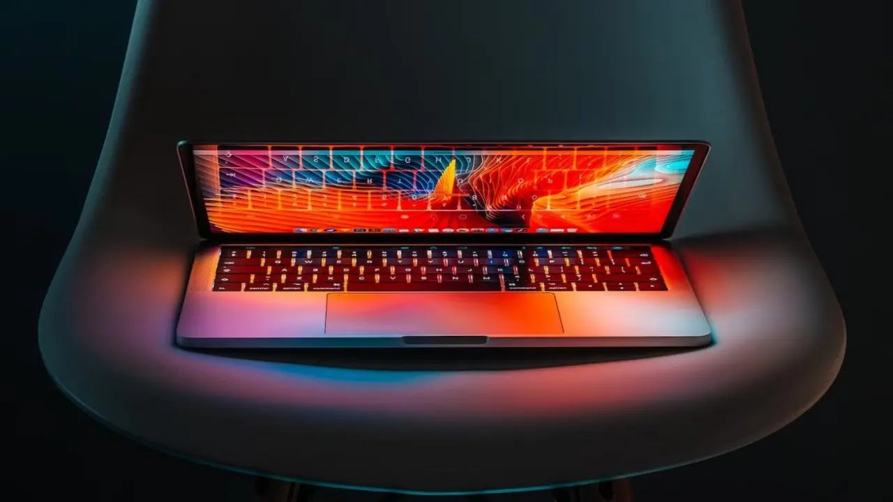 How to Use a Laptop with its Lid Closed: Ultimate Guide – Arzopa